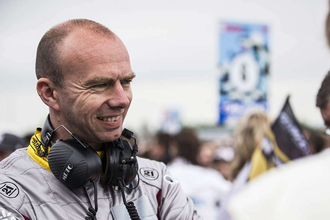 Bas Leinders new Sporting Manager McLaren GT | GT World Challenge ...