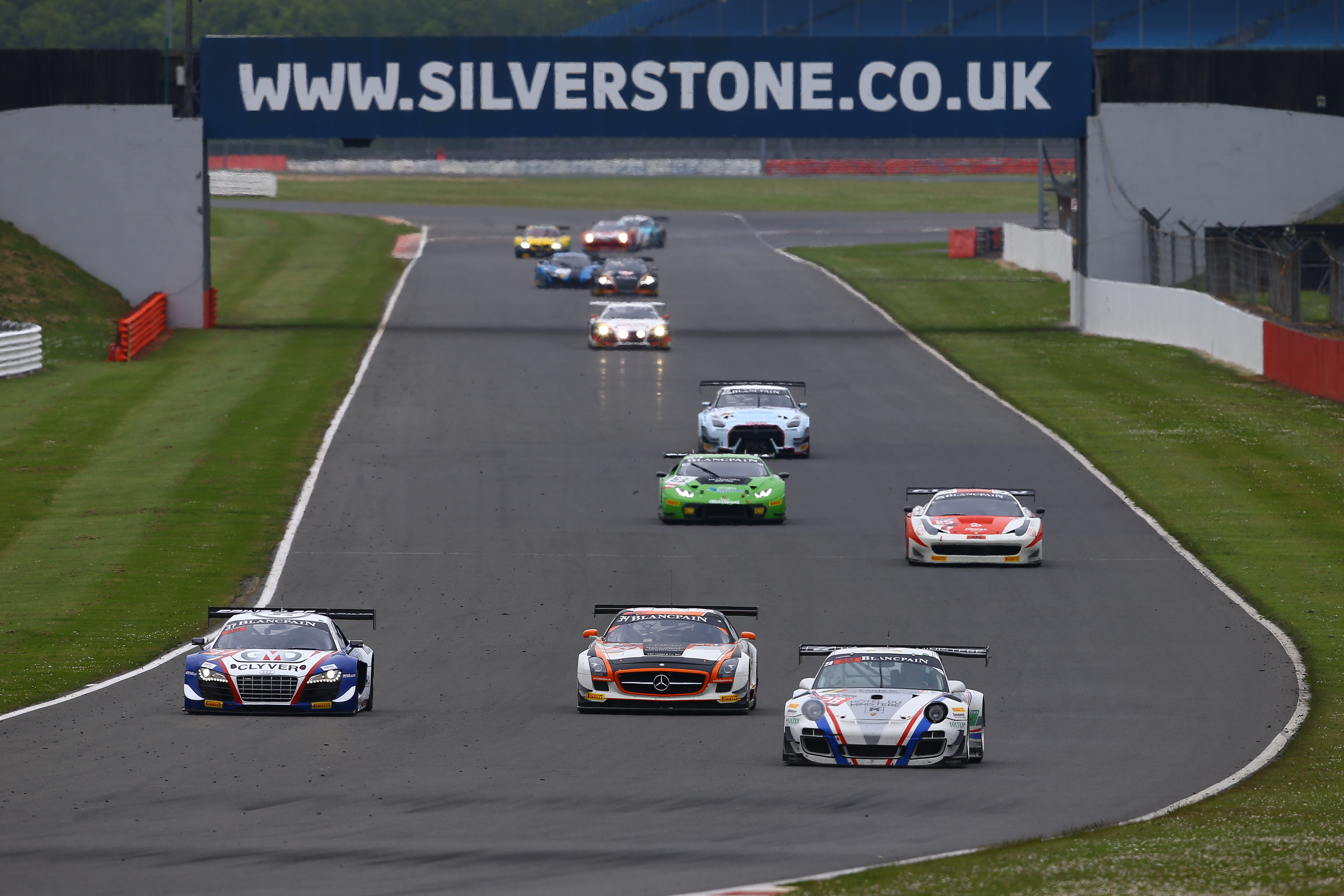 Pre-Qualifying Silverstone : Six different brands in the top seven | GT ...