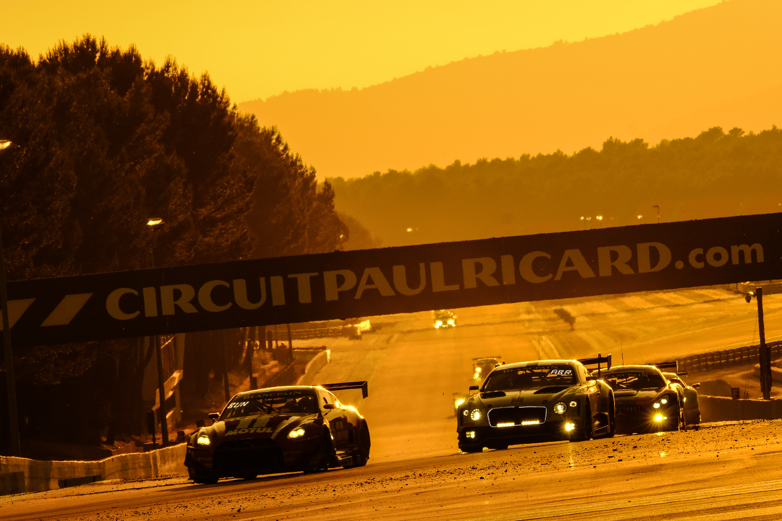 WEEKEND ROUND UP: Circuit Paul Ricard 1000km | Fanatec GT World ...
