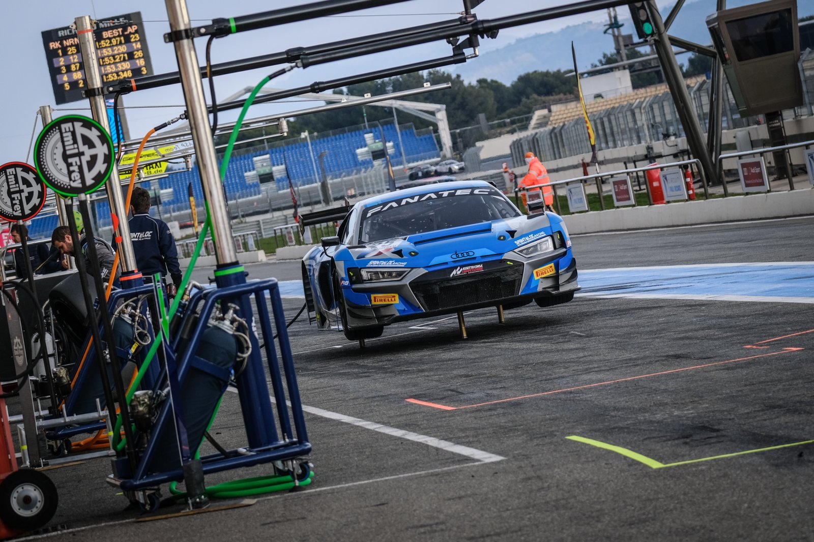 Fanatec GT World Challenge Europe Powered by AWS