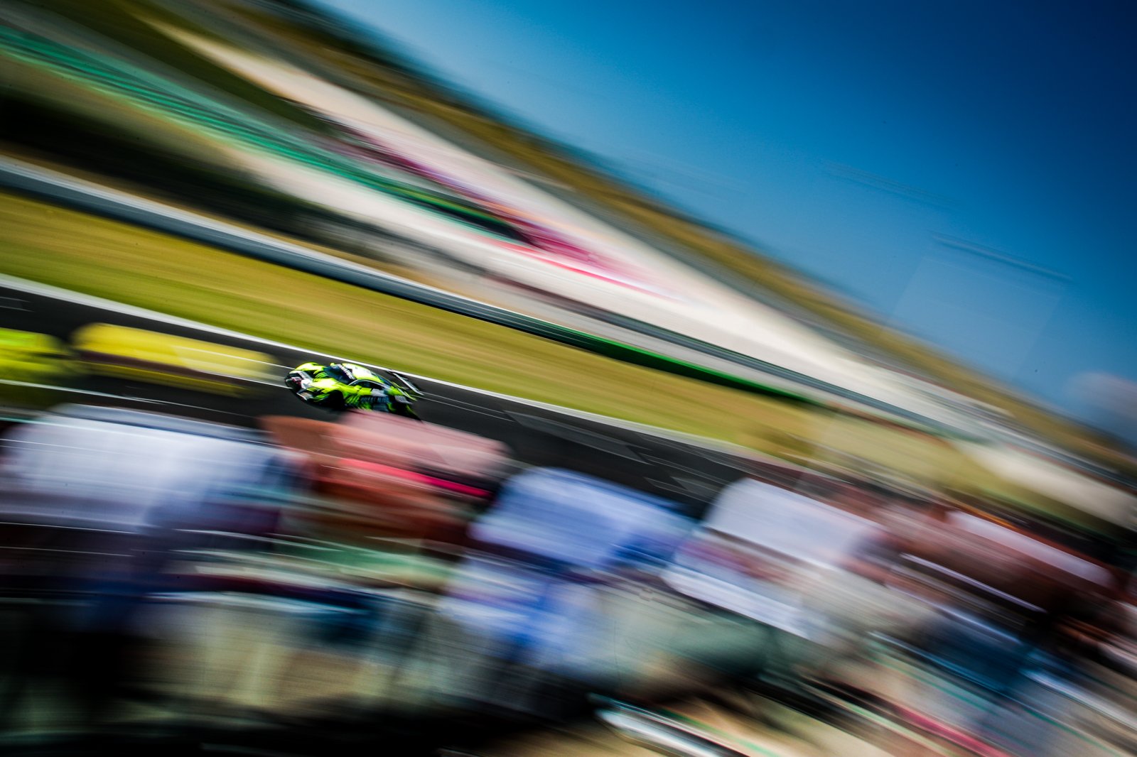 Fanatec GT World Challenge Europe Powered by AWS